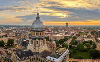 Selling a Home in Illinois: Costs, Process, Taxes & Tips